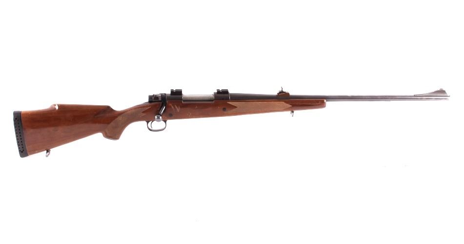 Winchester Model 70 7mm Rem. Mag Bolt Action Rifle