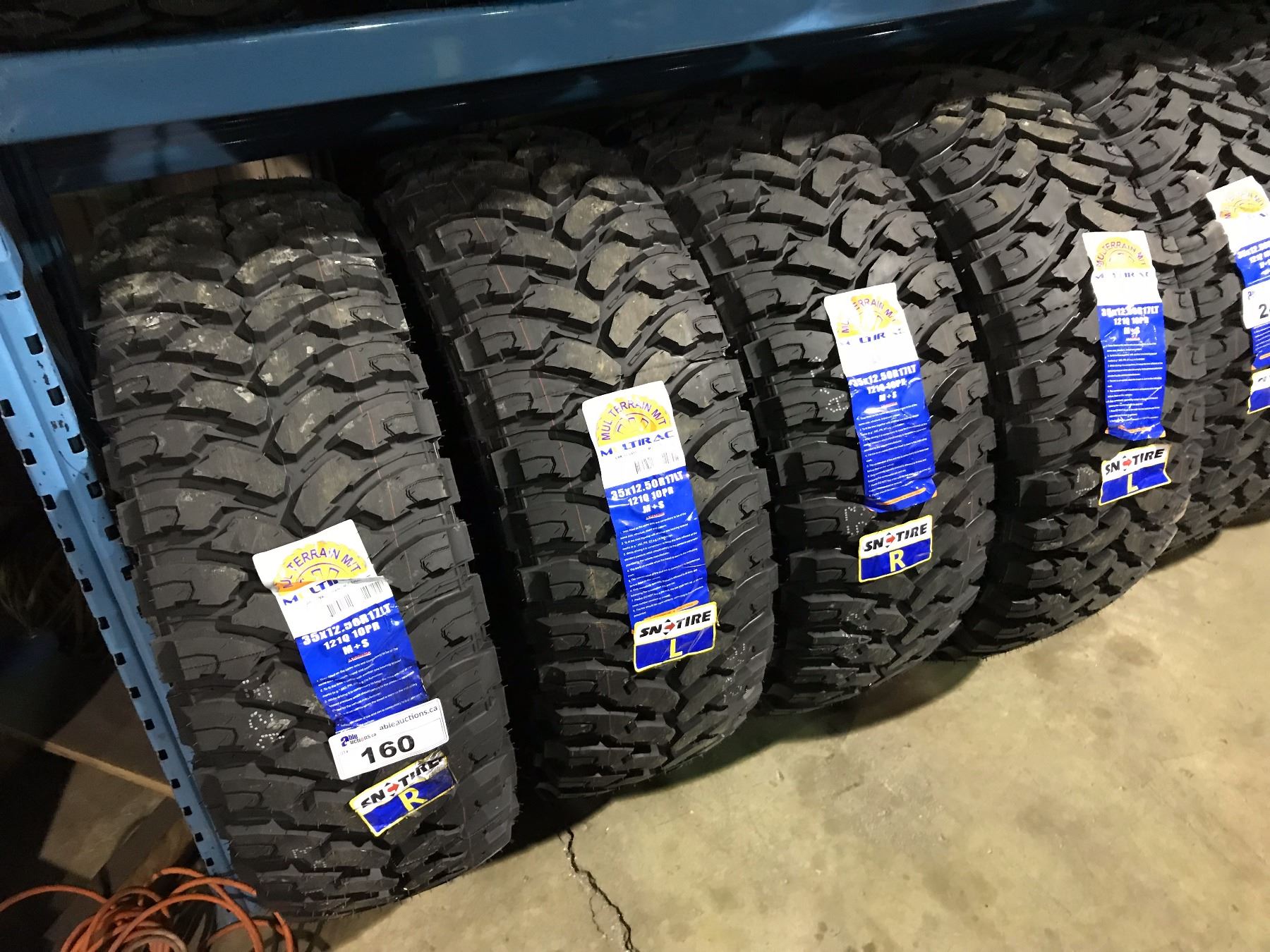 SET OF 4 MULTIRAC MUL TERRAIN M T MUD SNOW TRUCK TIRES 35 X 12 50 set-of-4-multirac-mul-terrain-m-t-mud-snow-truck-tires-35-x-12-50