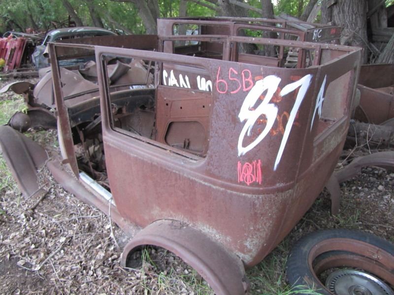 1926 / 27 MODEL T TUDOR BODY / PARTS