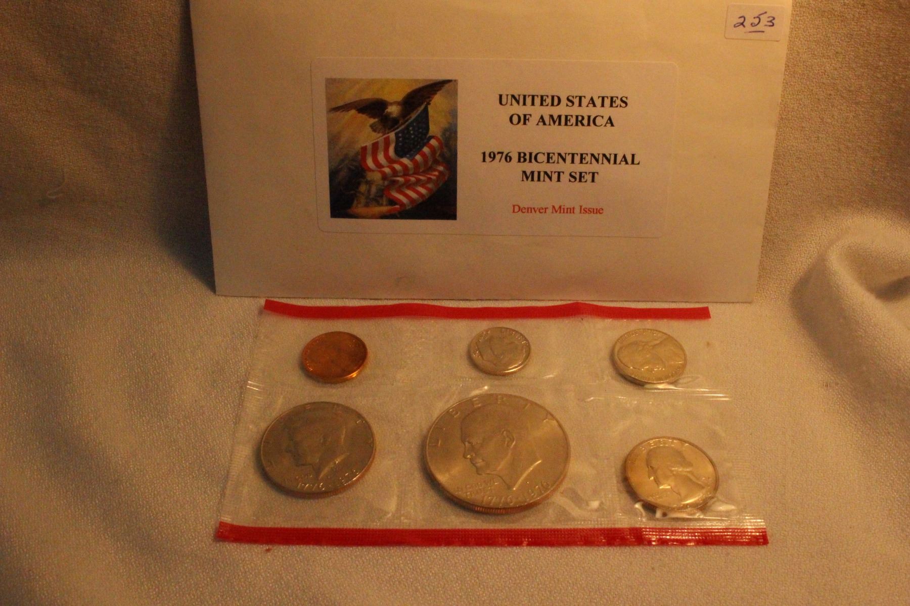 1976 U.S.A. Bicentennial Mint Set - Denver Mint