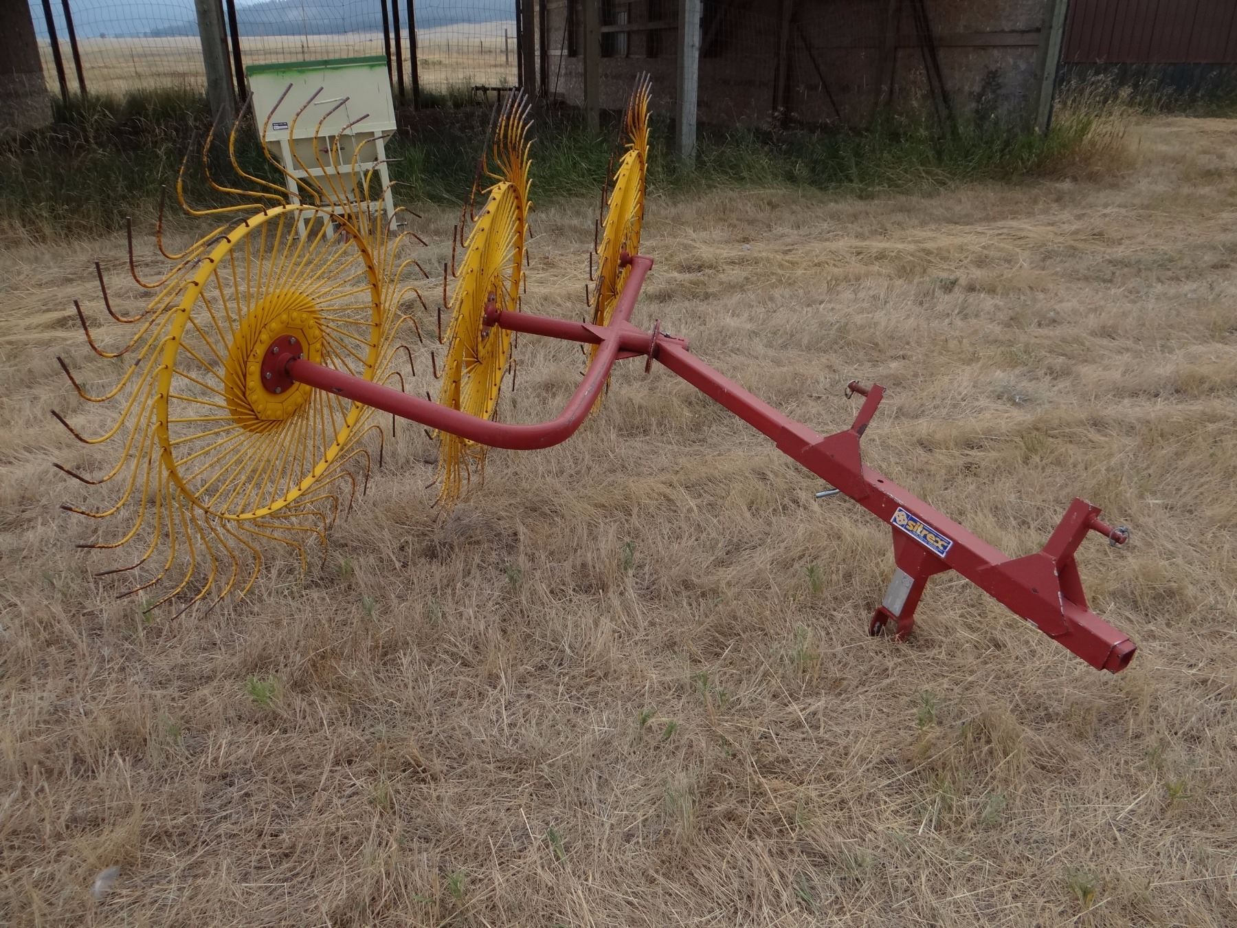 Sitrex RP-3 windrow turner, 3 wheel, 3 pt.