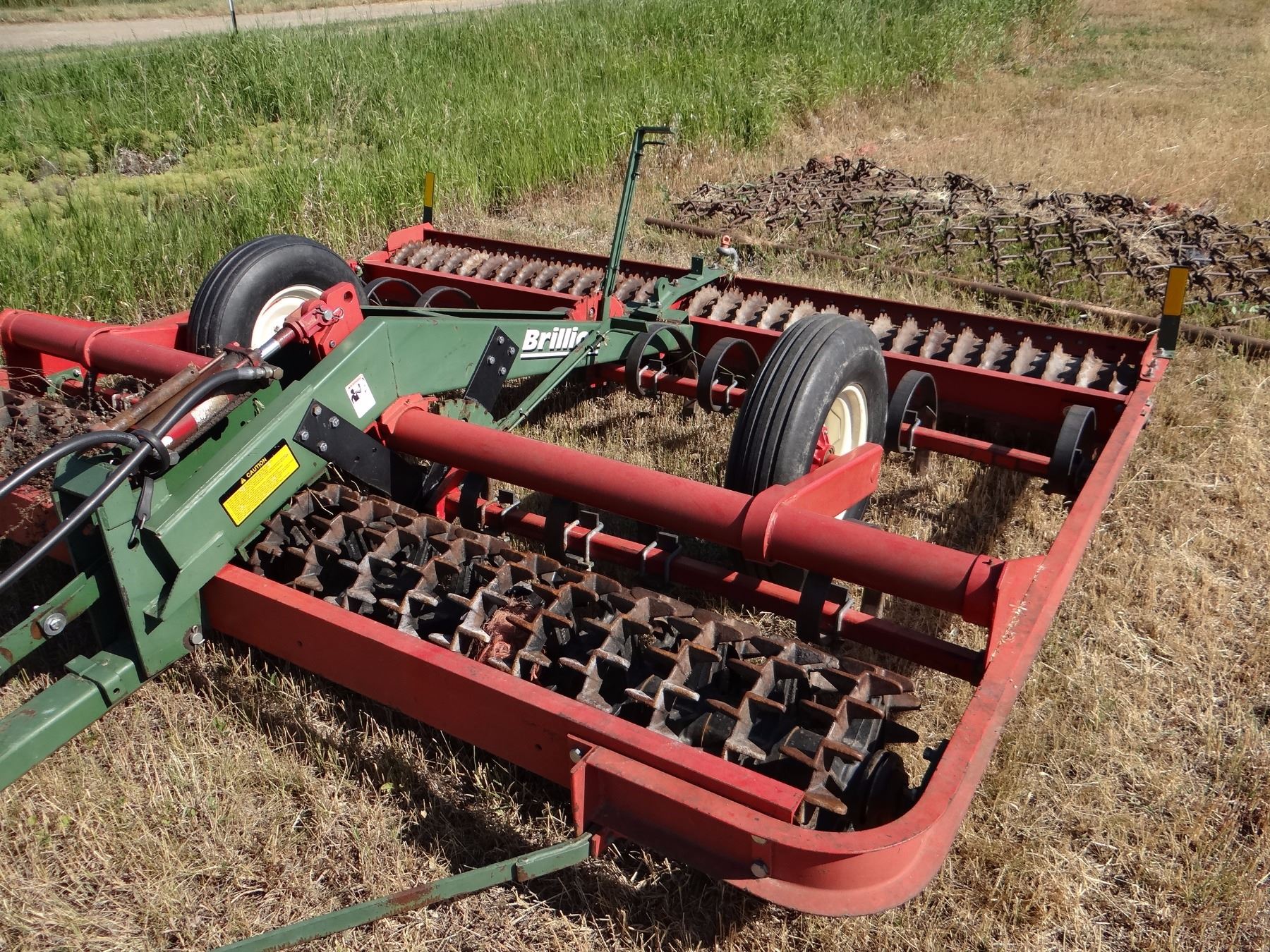 Brillion M1241 culti-packer, 11’