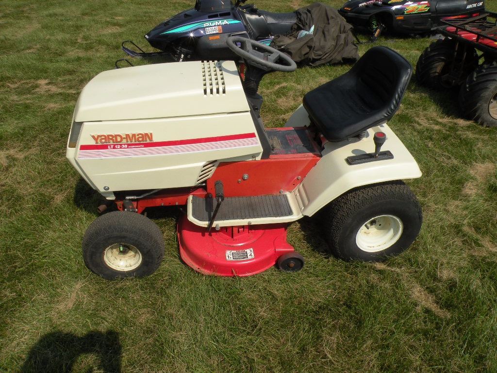 Yardman LT12-38 riding mower