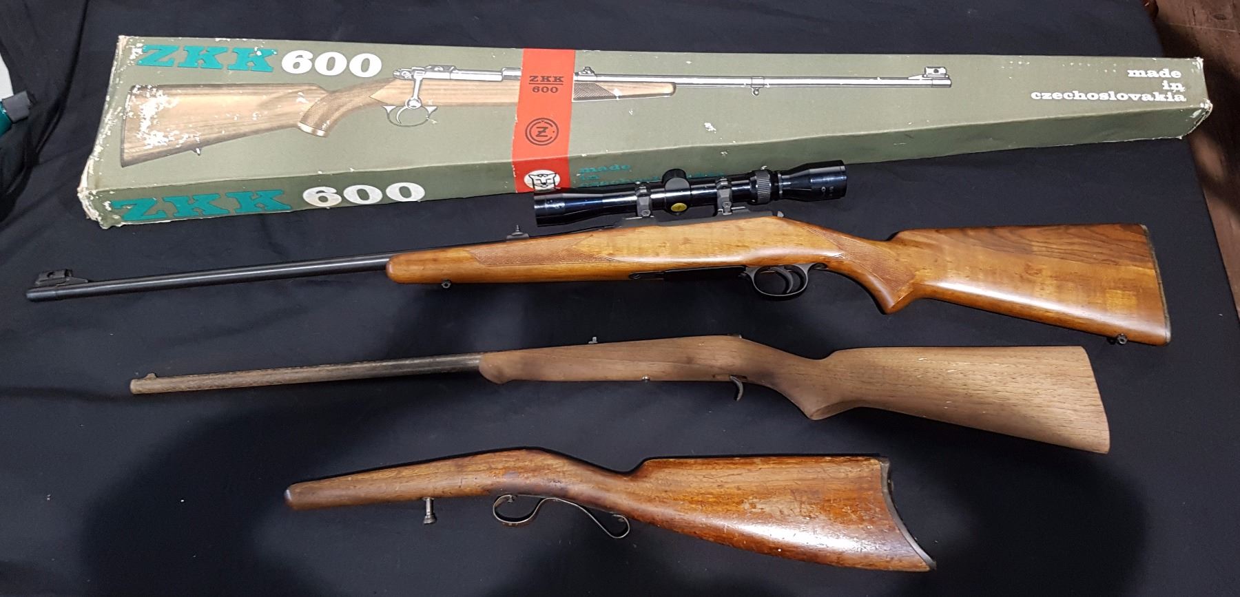 BRNO (CZ) MODEL ZKK 600 .223 CAL RIFLE, ANCIENS 22 CAL SINGLE SHOT RIFLE