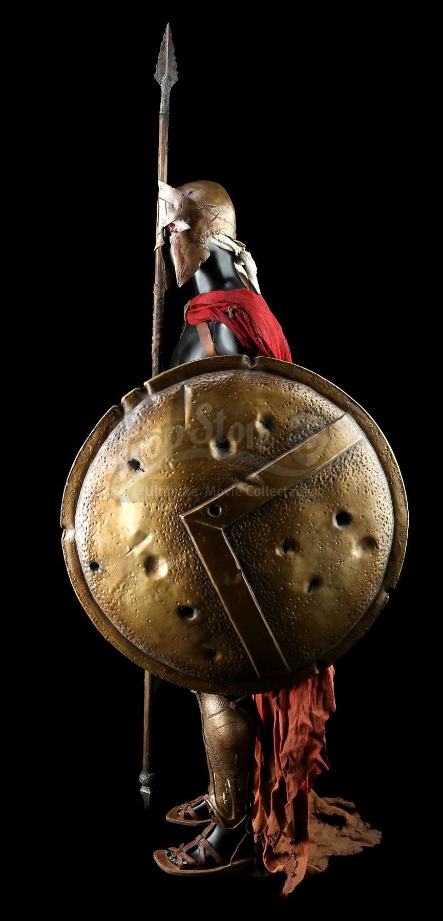 300 (2006) - Dilios' (David Wenham) Costume, Shield, and Spear