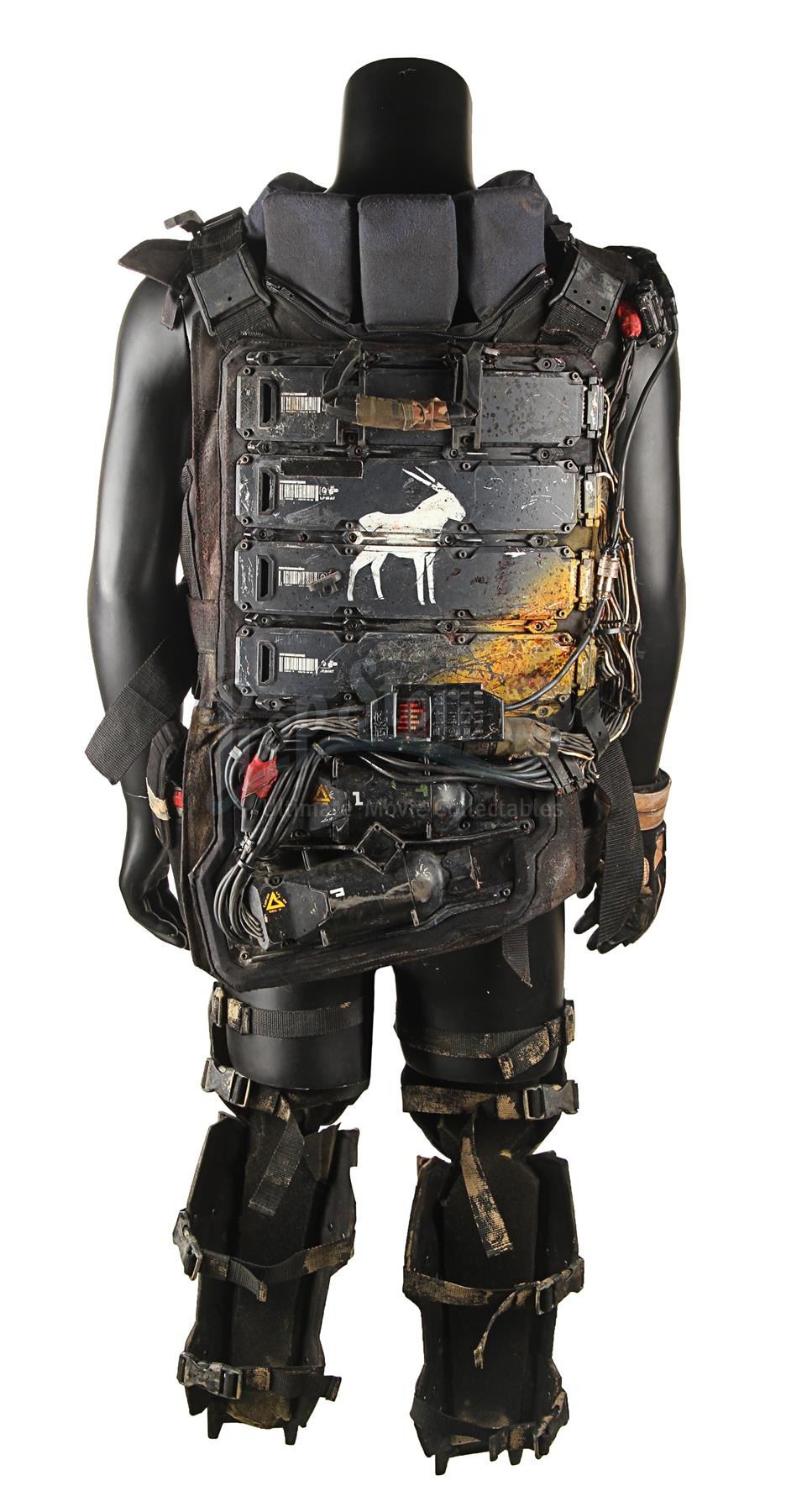 ELYSIUM (2013) - Crowe's (Josh Blacker) Stunt Body Armour and Gloves