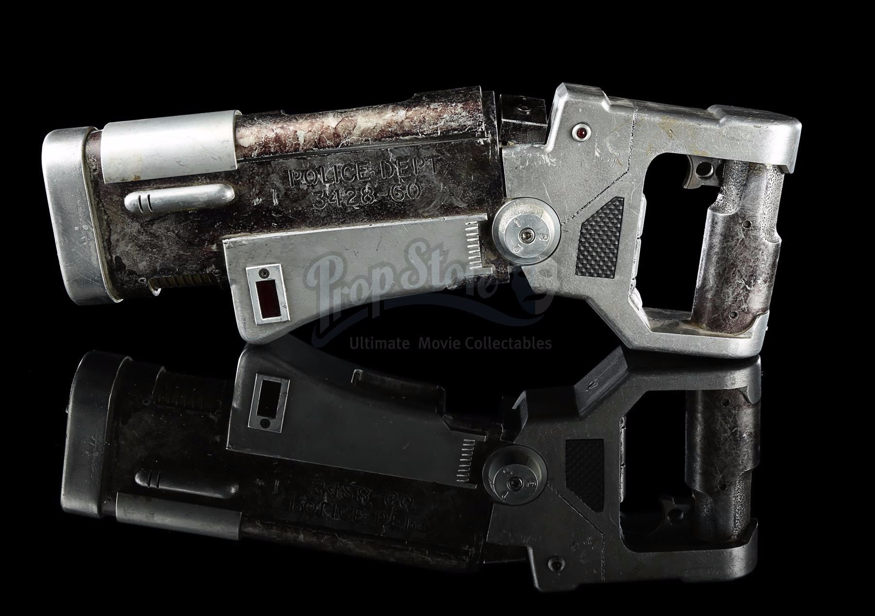 FIFTH ELEMENT, THE (1997) - Hero Police Blaster Shroud