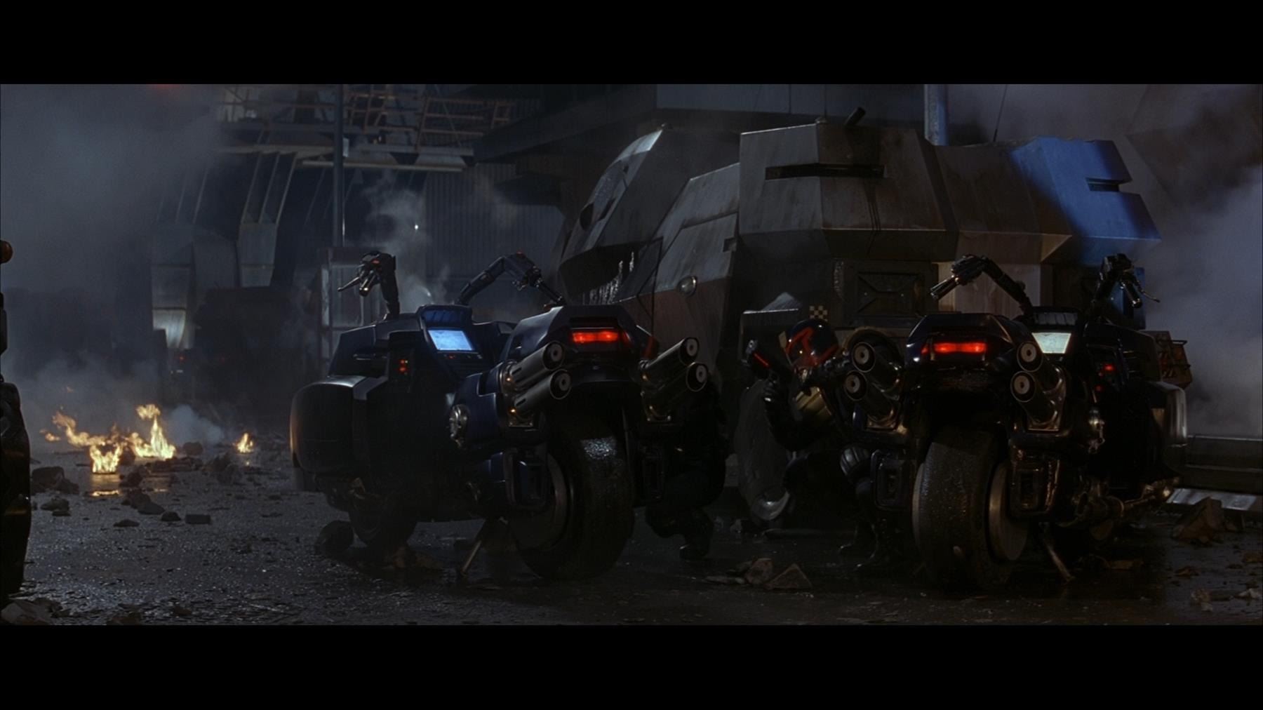 JUDGE DREDD (1995) - Lawmaster Motorbike