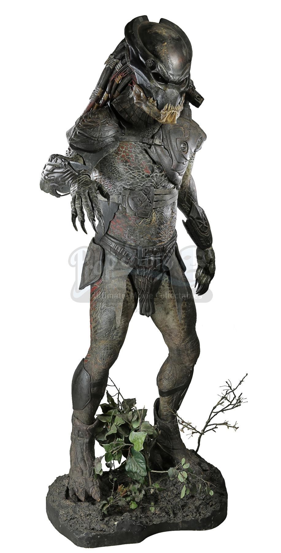 PREDATORS (2010) - Mr. Black / Berserker (Bryan Steele) Predator ...