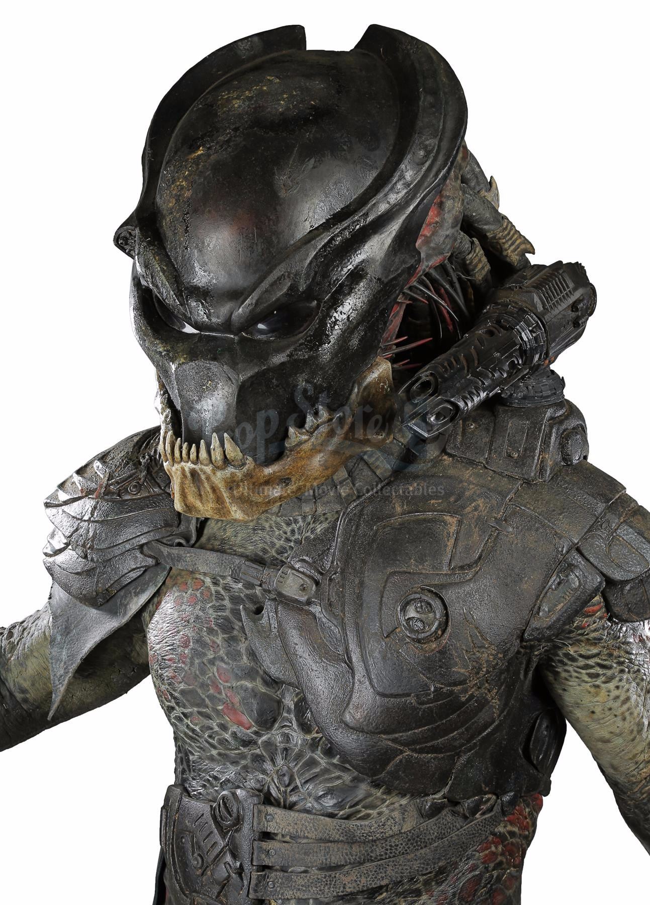 PREDATORS (2010) - Mr. Black / Berserker (Bryan Steele) Predator ...