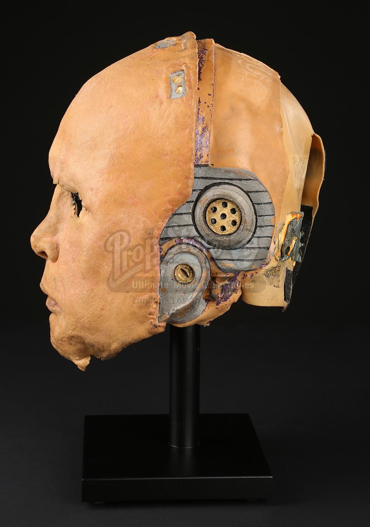 ROBOCOP (1987) - RoboCop's (Peter Weller) Stunt Mask