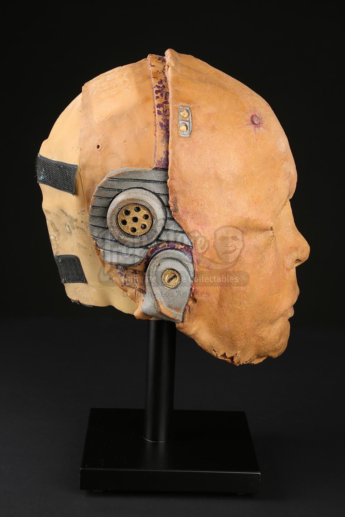 ROBOCOP (1987) - RoboCop's (Peter Weller) Stunt Mask