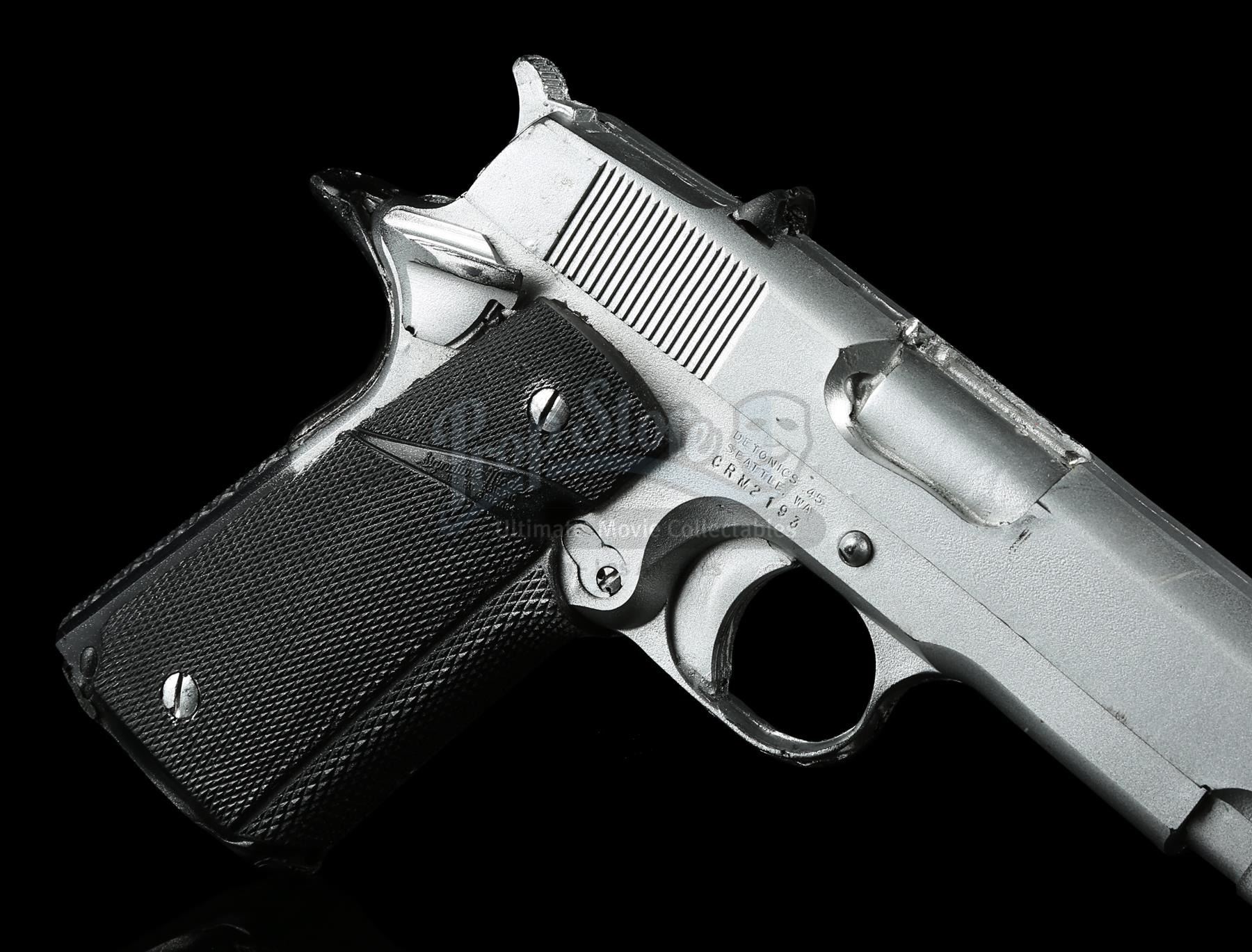 TERMINATOR 2: JUDGMENT DAY (1991) - Sarah Connor's (Linda Hamilton ...