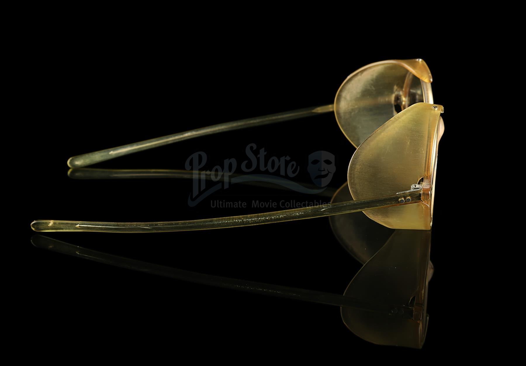 WHO FRAMED ROGER RABBIT (1988) - Judge Doom's (Christopher Lloyd) Glasses