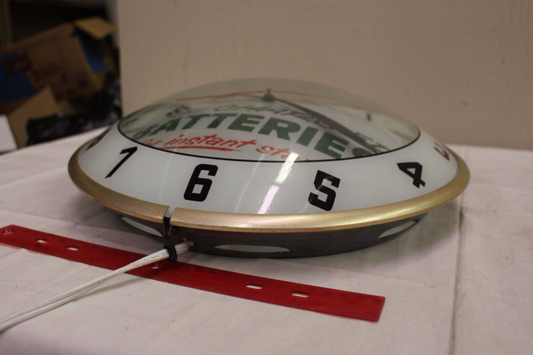 BA Double Bubble Light Up Clock