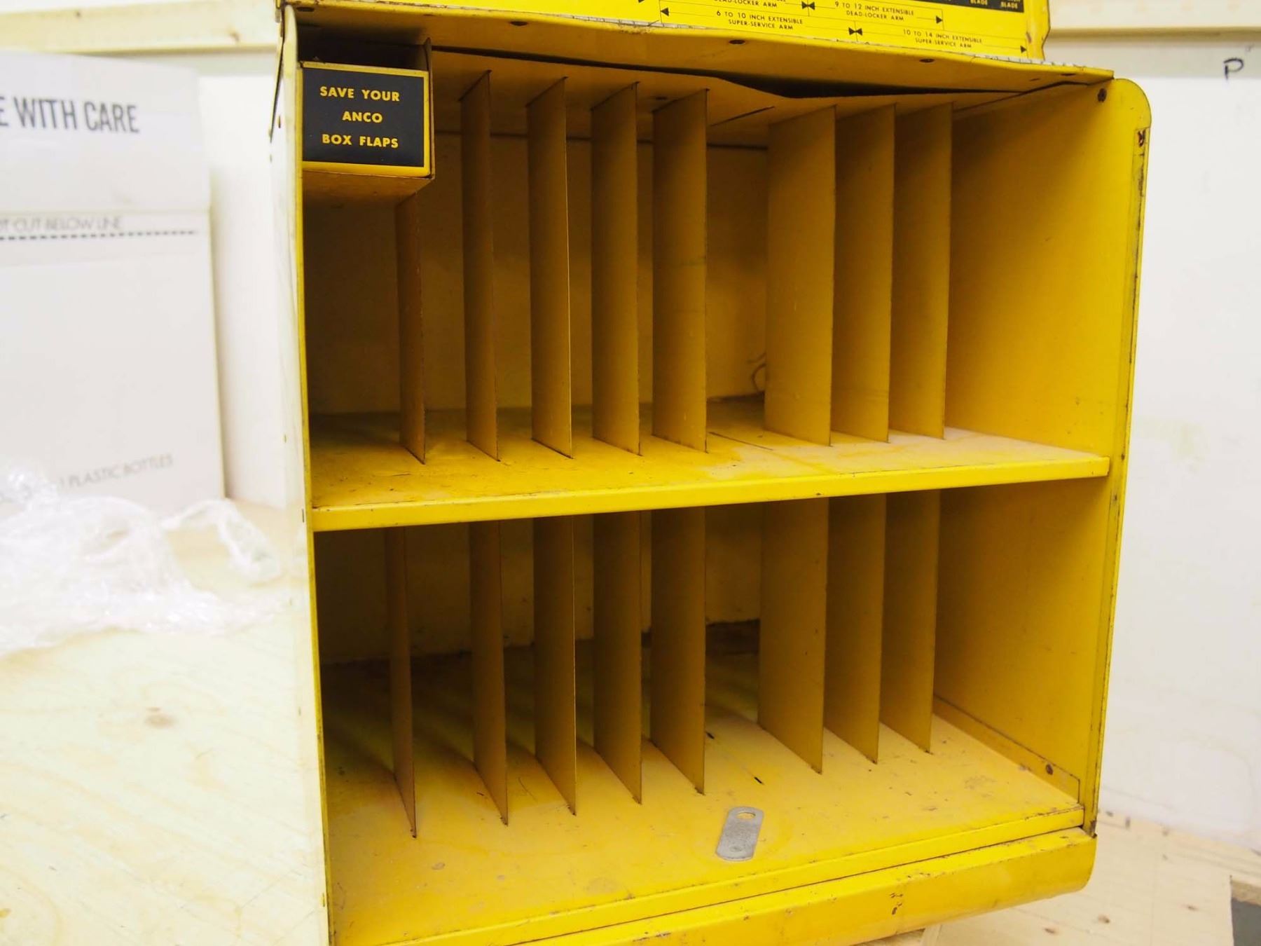 Anco Blades And Arms Display Rack (14"x14"x16")
