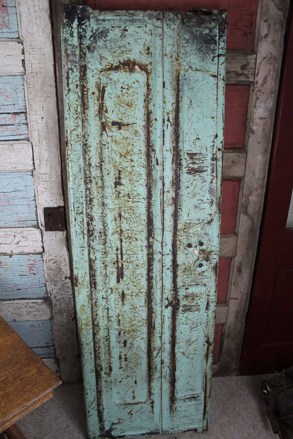 vintage Ford tailgate