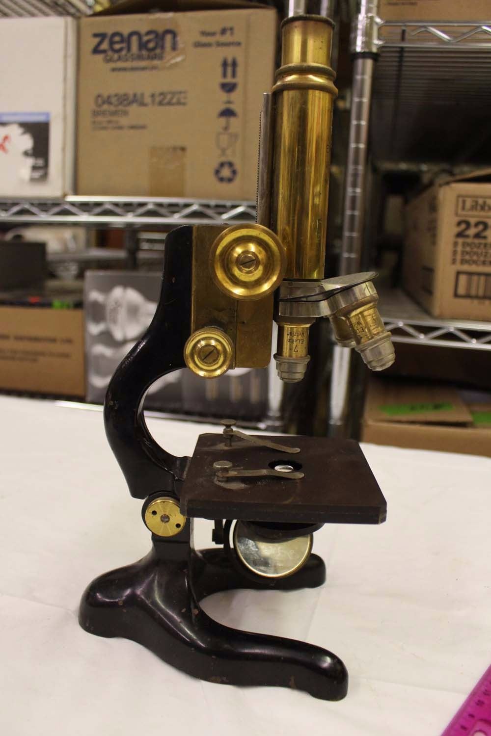 E leitz wetzlar microscope - moplarad