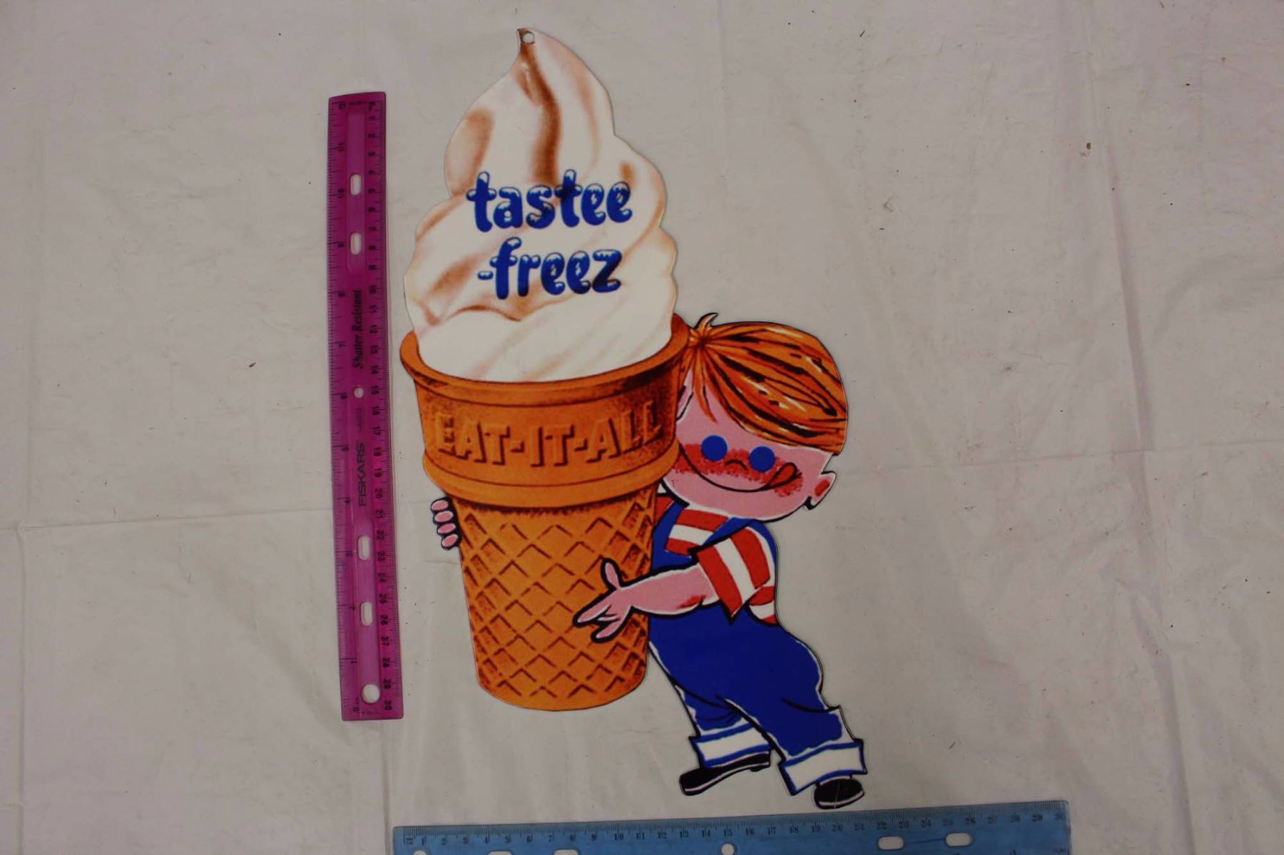 Tastee Freez Sign