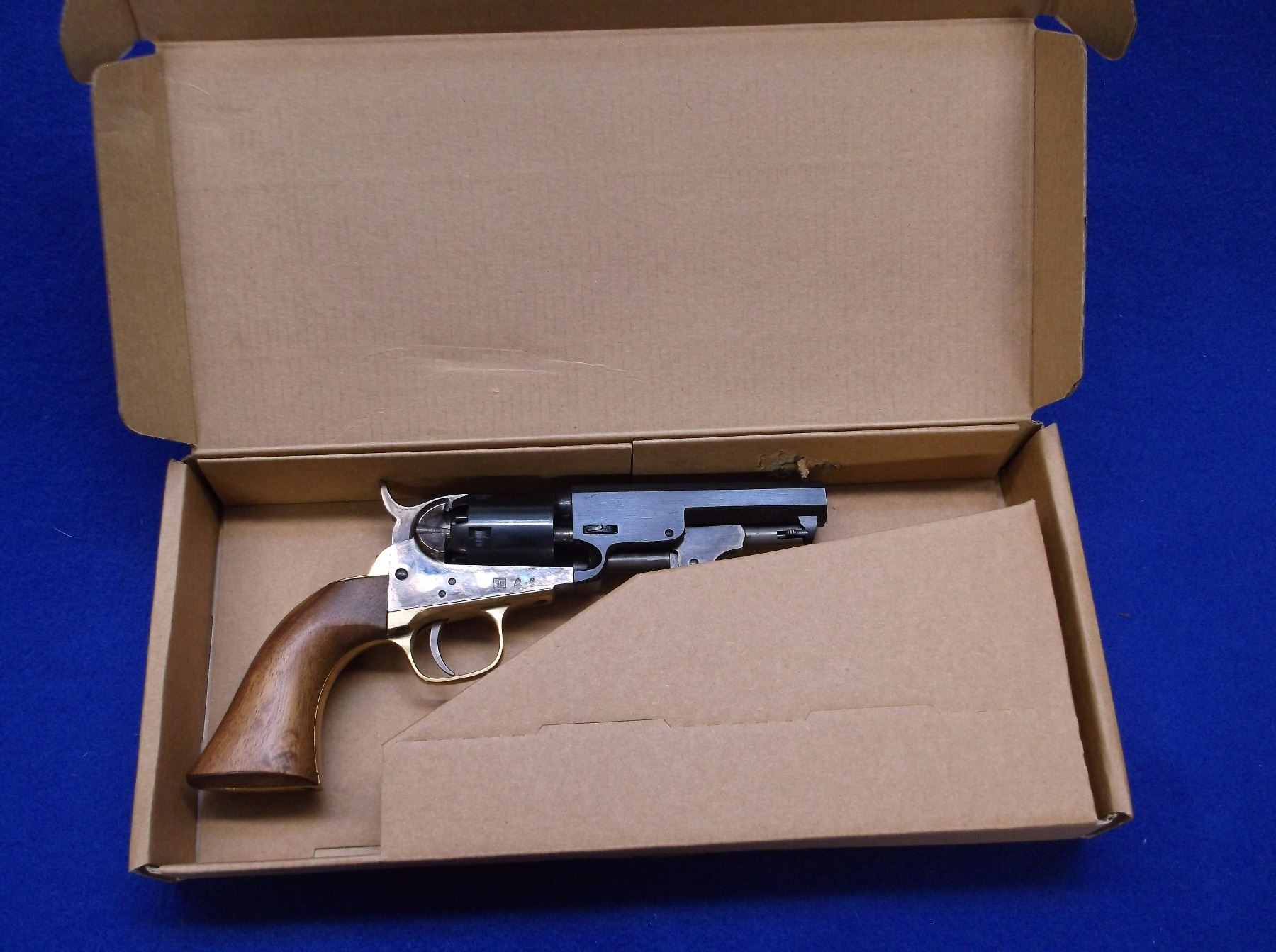 Italian Made Black Powder Revolver- .31- Box- #44827