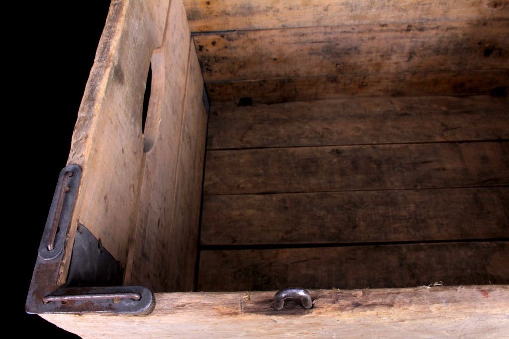 Hubbard's Wire Sewed Folding Box