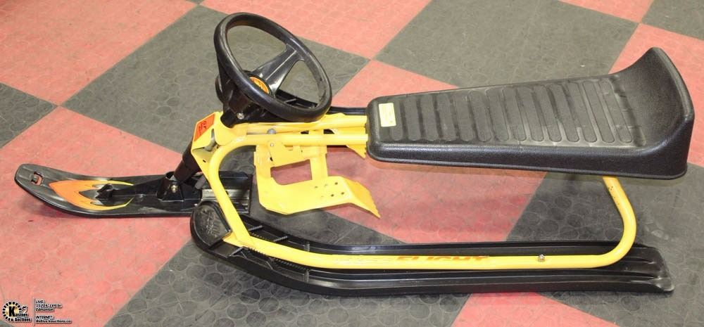 GT 'FREE FLIGHT' SNOW RACER WITH BRAKES BY