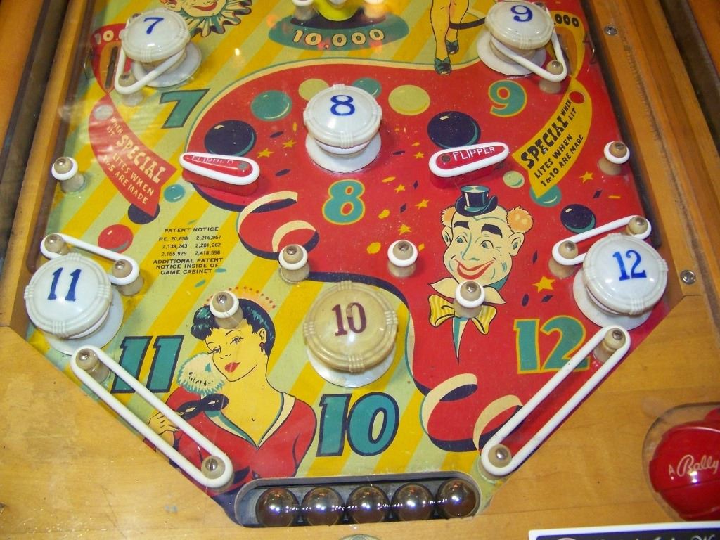 BALLY CARNIVAL WOOD RAIL PINBALL MACHINE 1949