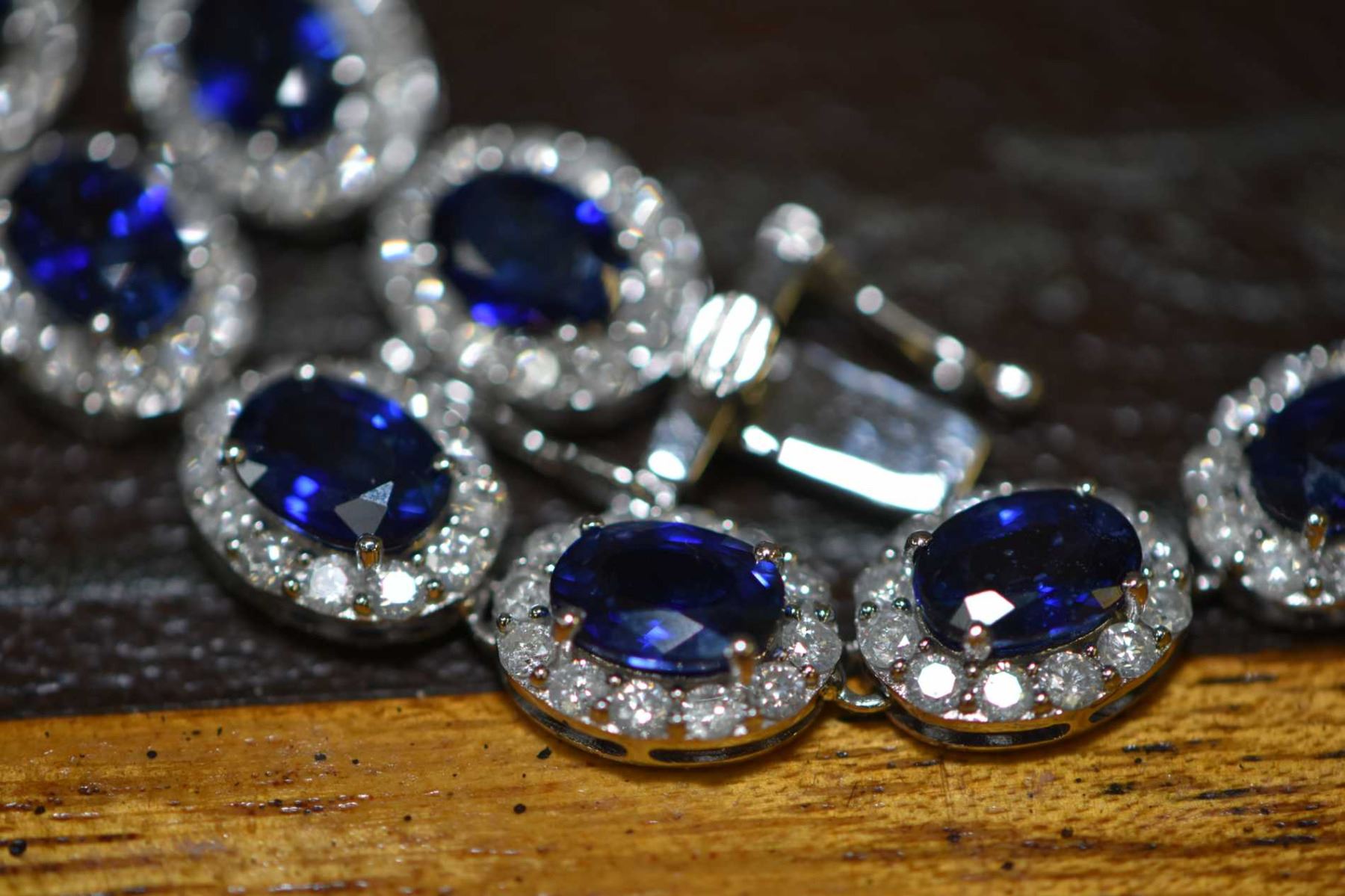 Ladies brand new14kt white gold, diamond and sapphire necklace, set ...