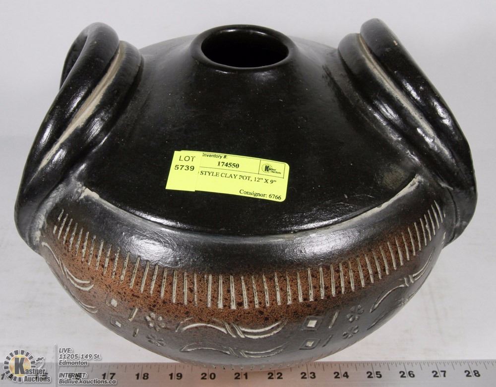 NAVAJO STYLE CLAY POT, 12” X 9”