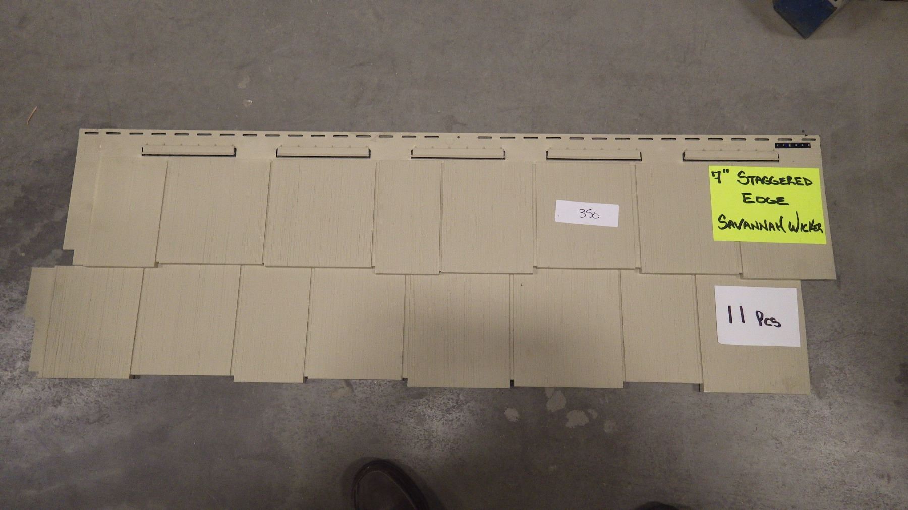 CERTAINTEED SHAKE 7" STAGGERED EDGE PERFECTION SAVANNAH WICKER 11 PCS