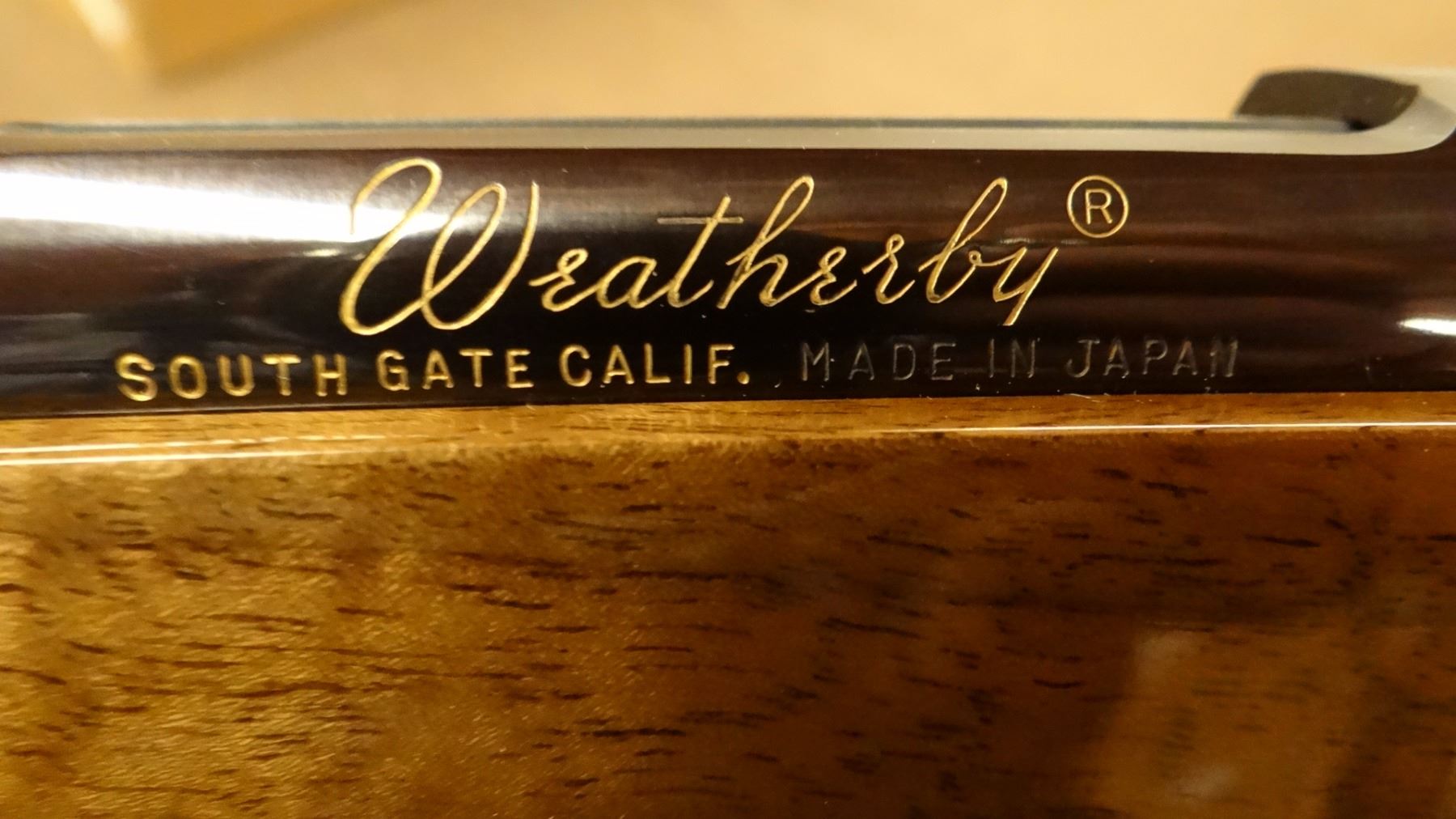 WEATHERBY Mark V, .270 Magnum, 1976 Bi-Centennial, SN B0276, gold ...
