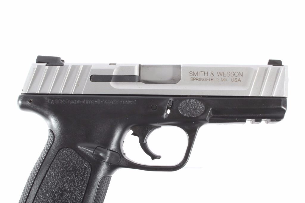 Smith & Wesson SD40 VE .40S&W Semi-Auto Pistol