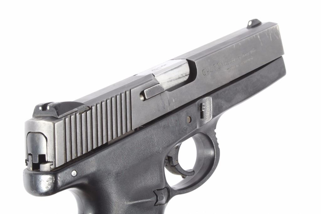 Smith & Wesson Model SW40F .40S&W Semi Auto Pistol