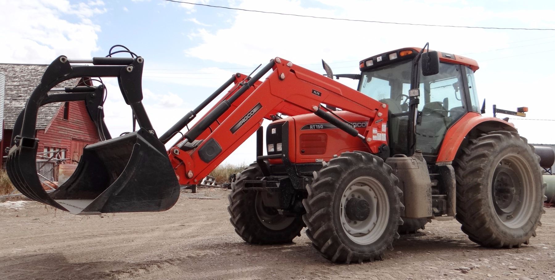 2006 AGCO RT150 tractor, MFWD, 150 hp