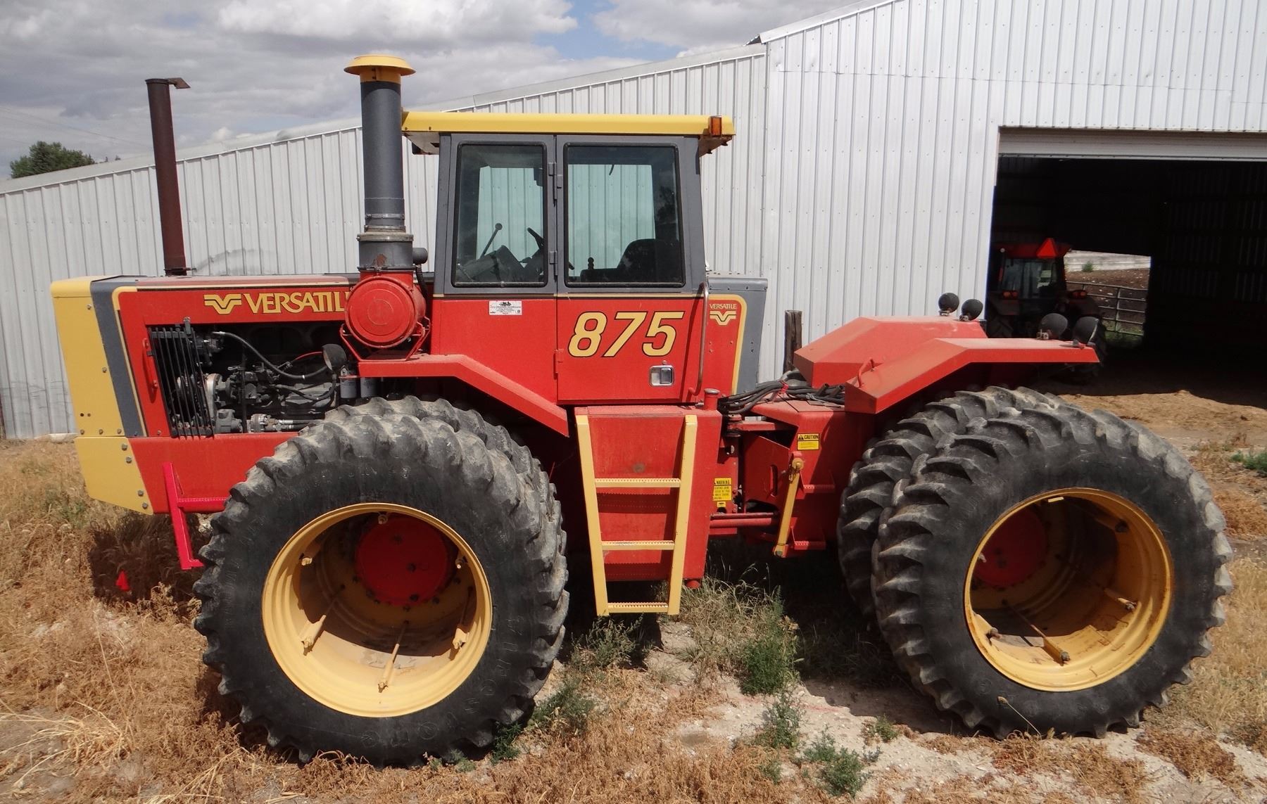 1982 Versatile 875 Tractor, 855 Cumming diesel, 280-300 hp, 6514 hrs ...