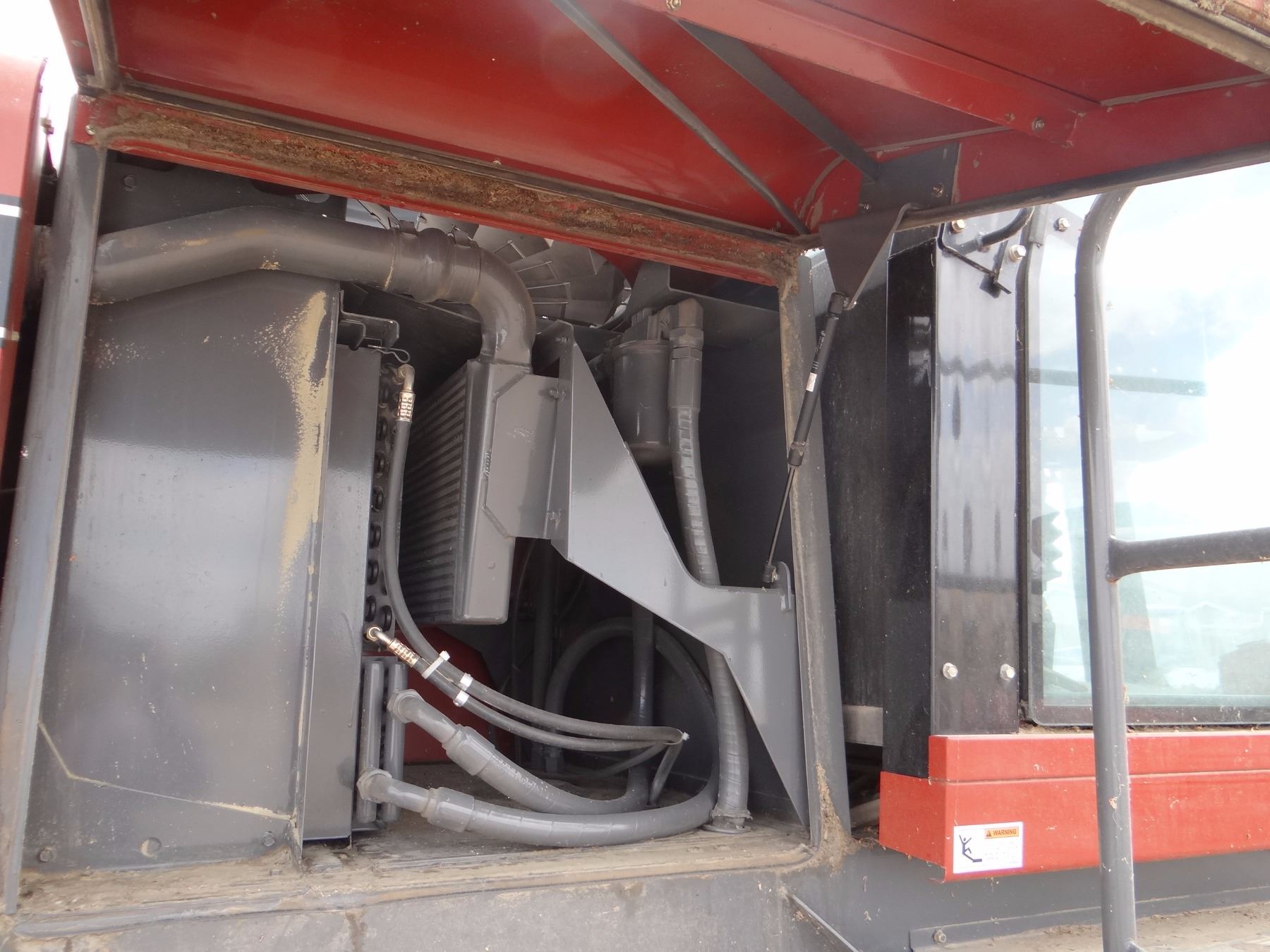 2010 Hesston Agco 9345 swather, 9120 16’ header, dual auger, steel ...
