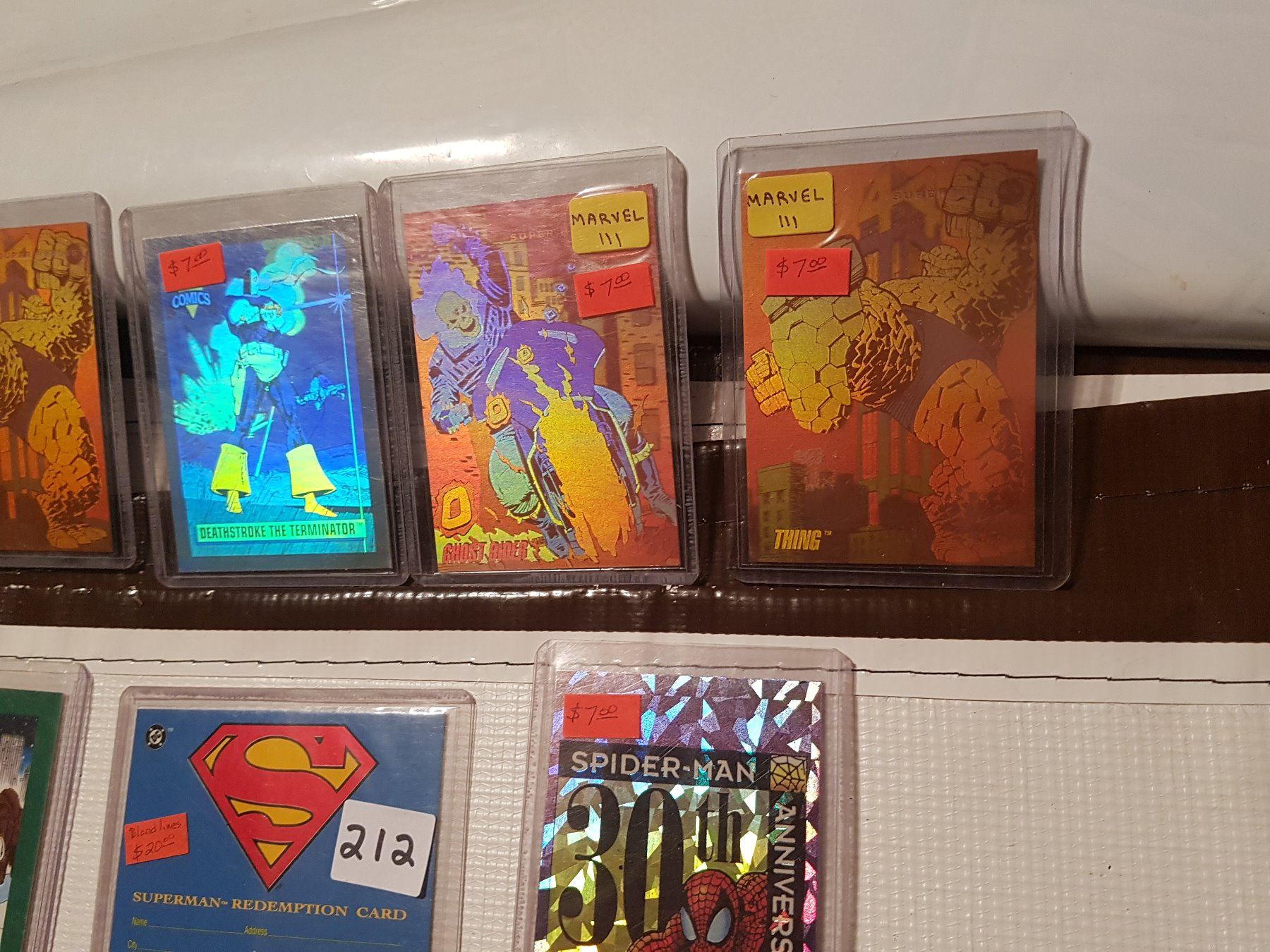 8 rare Marvel Cards (some 3D)