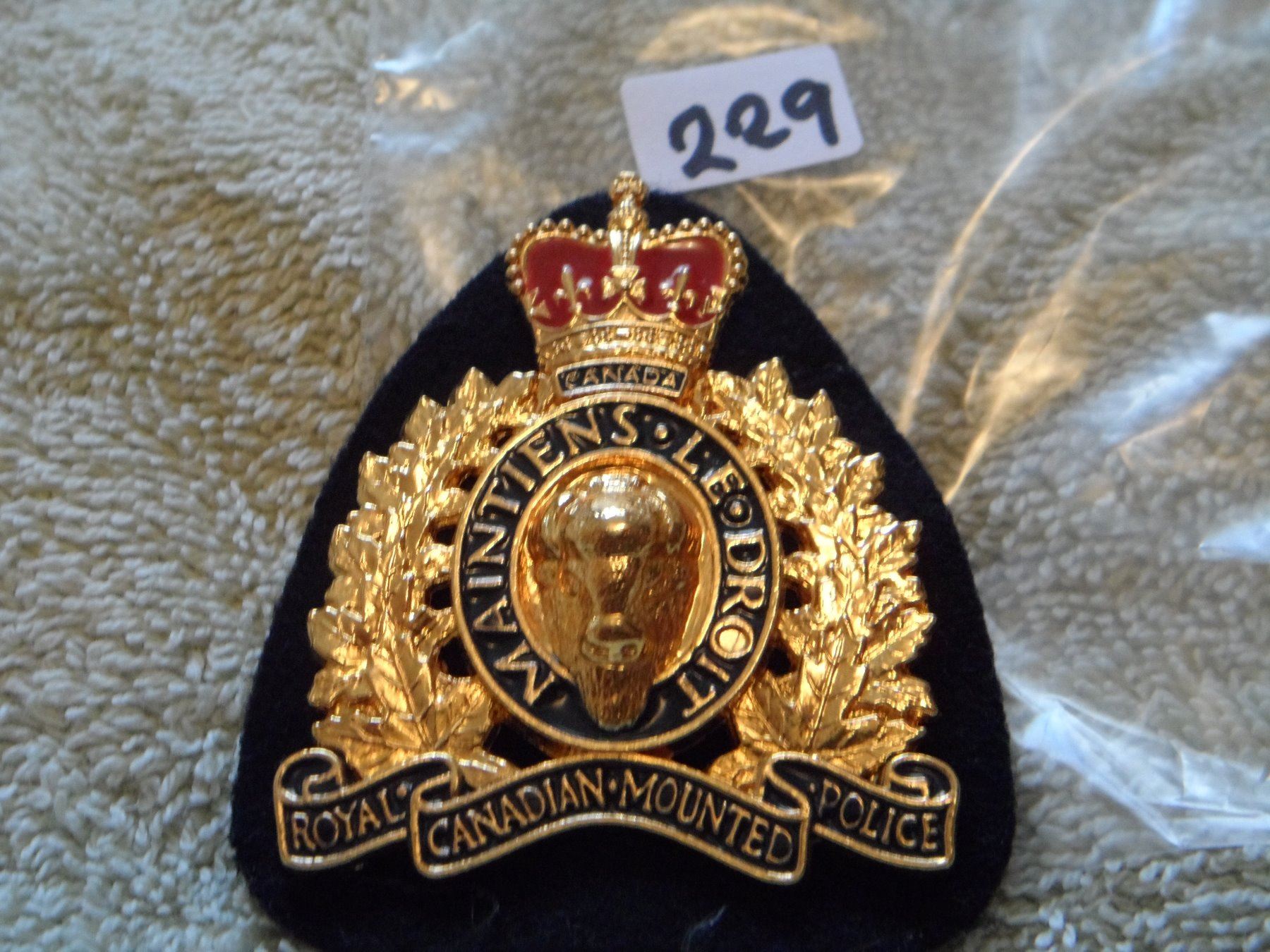 RCMP hat badge