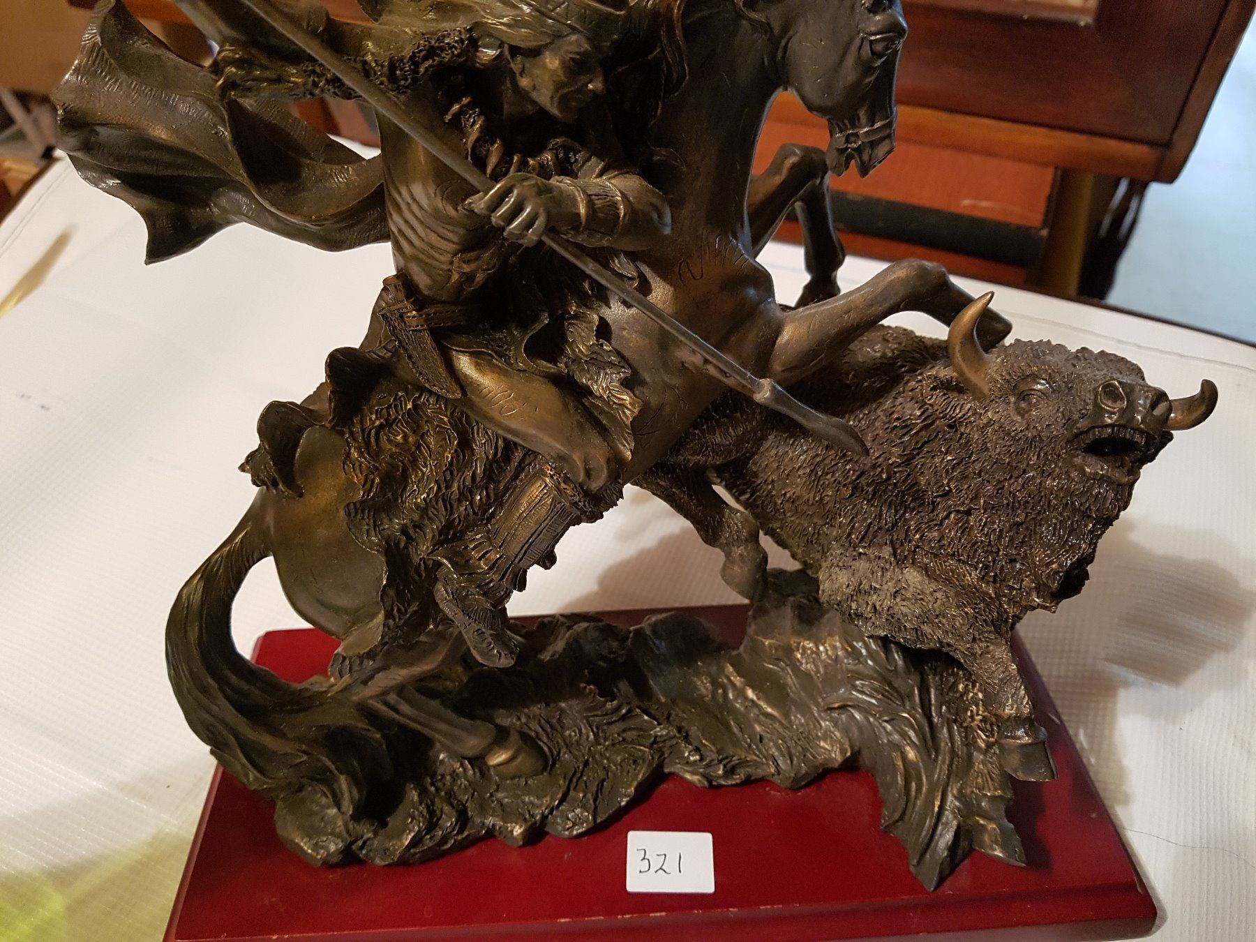 Liberty Bronze collection statue - Schmalz Auctions