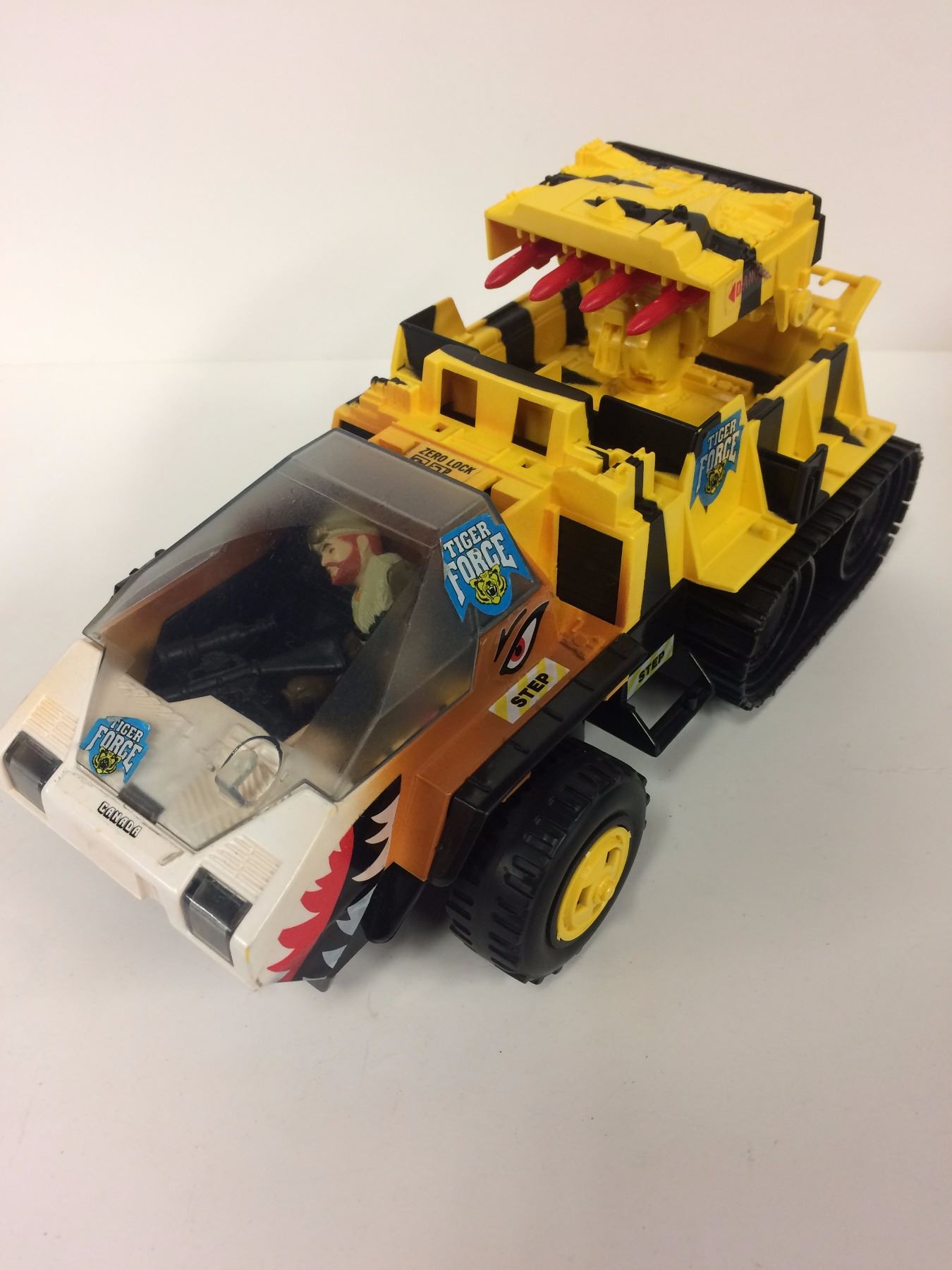 VINTAGE GI JOE TIGER FORCE VEHICLE