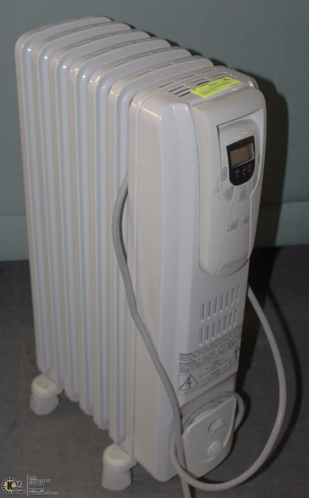 NOMA OIL HEATER W/TIMER & THERMOSTAT,