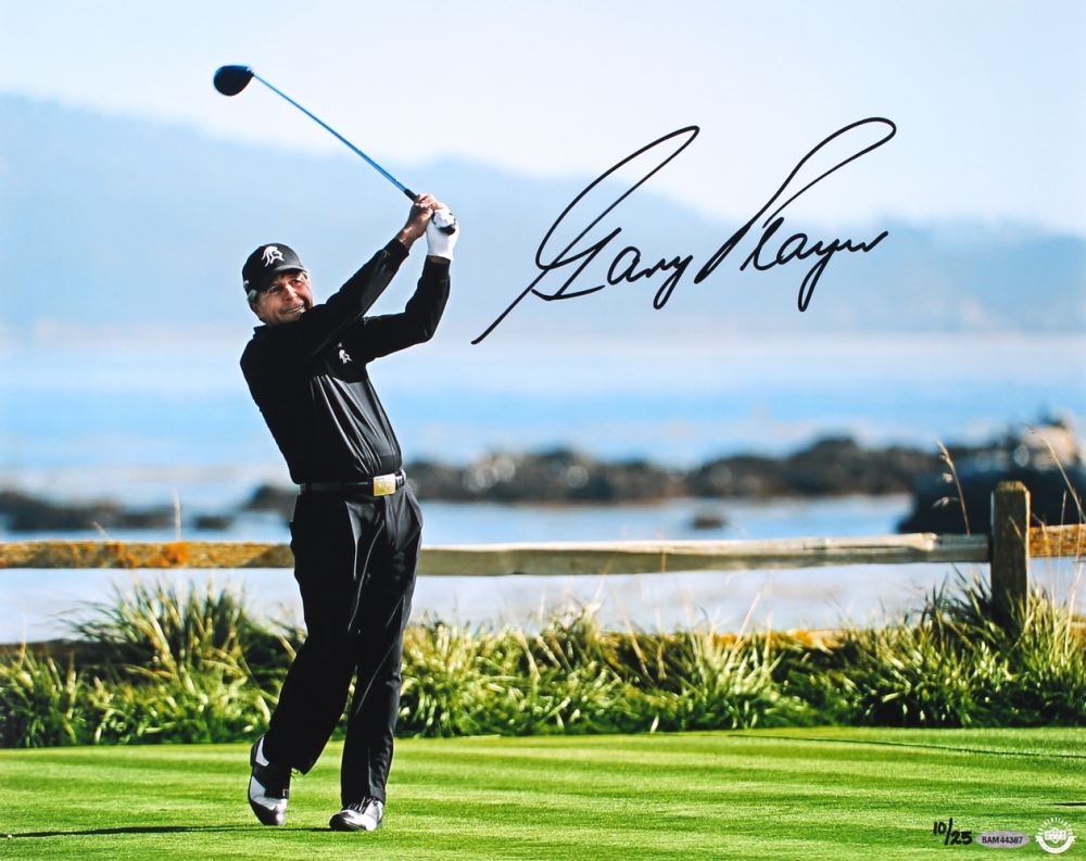 Gary Player Signed LE "Tee Shot on 18" 16x20 Photo (UDA COA)