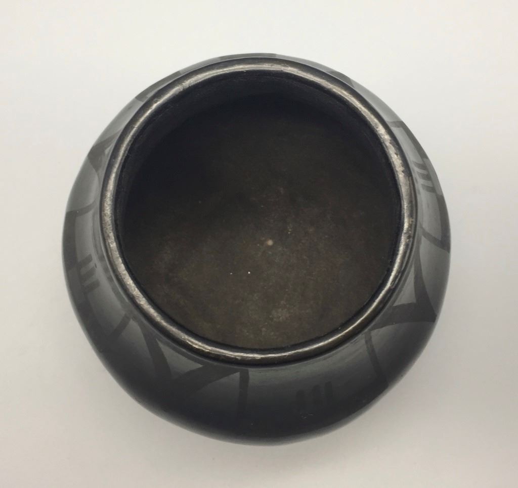 Early Signature Maria Martinez Pot