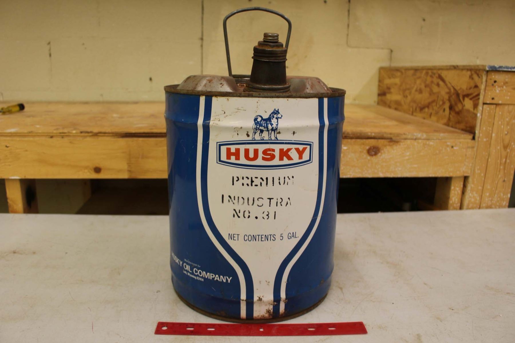 Rare 5 Gallon Blue Husky Oil Pail
