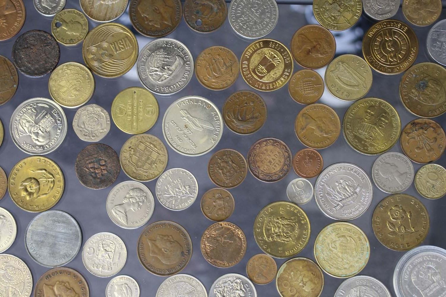 Lot of Misc Coins & Tokens