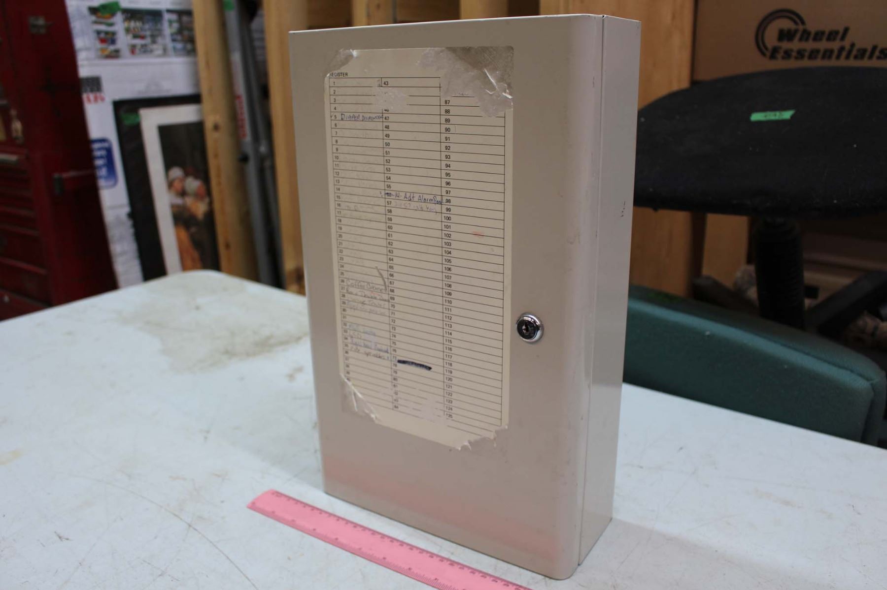 Key Storage Cabinet (Missing Key for Lock)