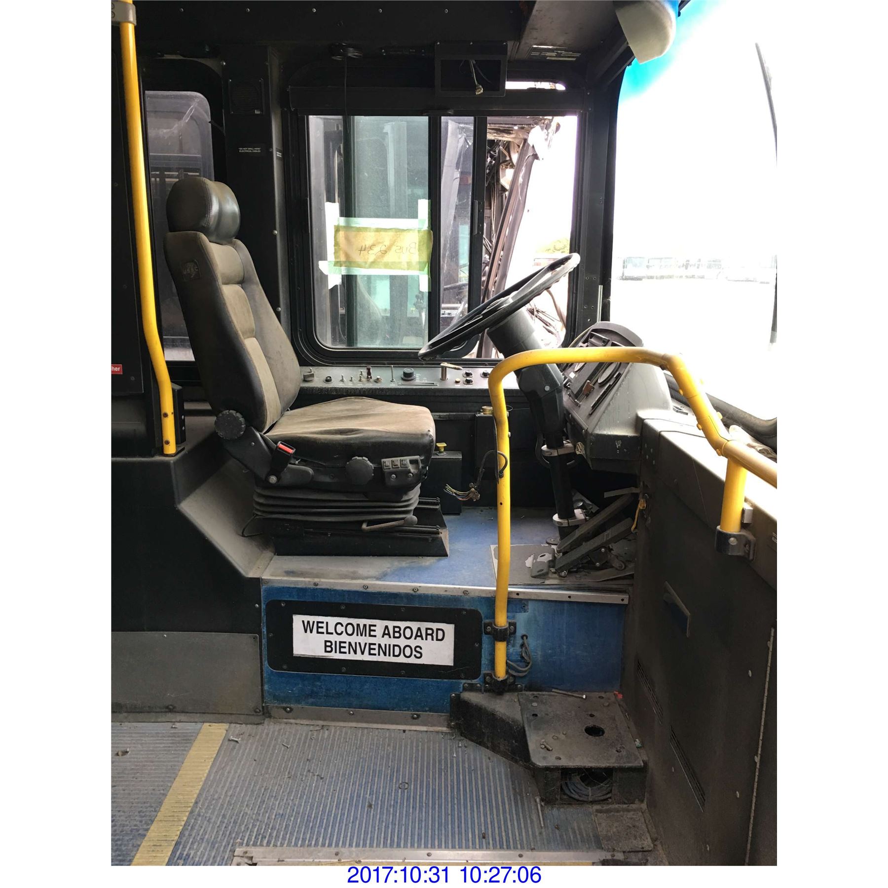 2003 - NEW FLYER D40LF