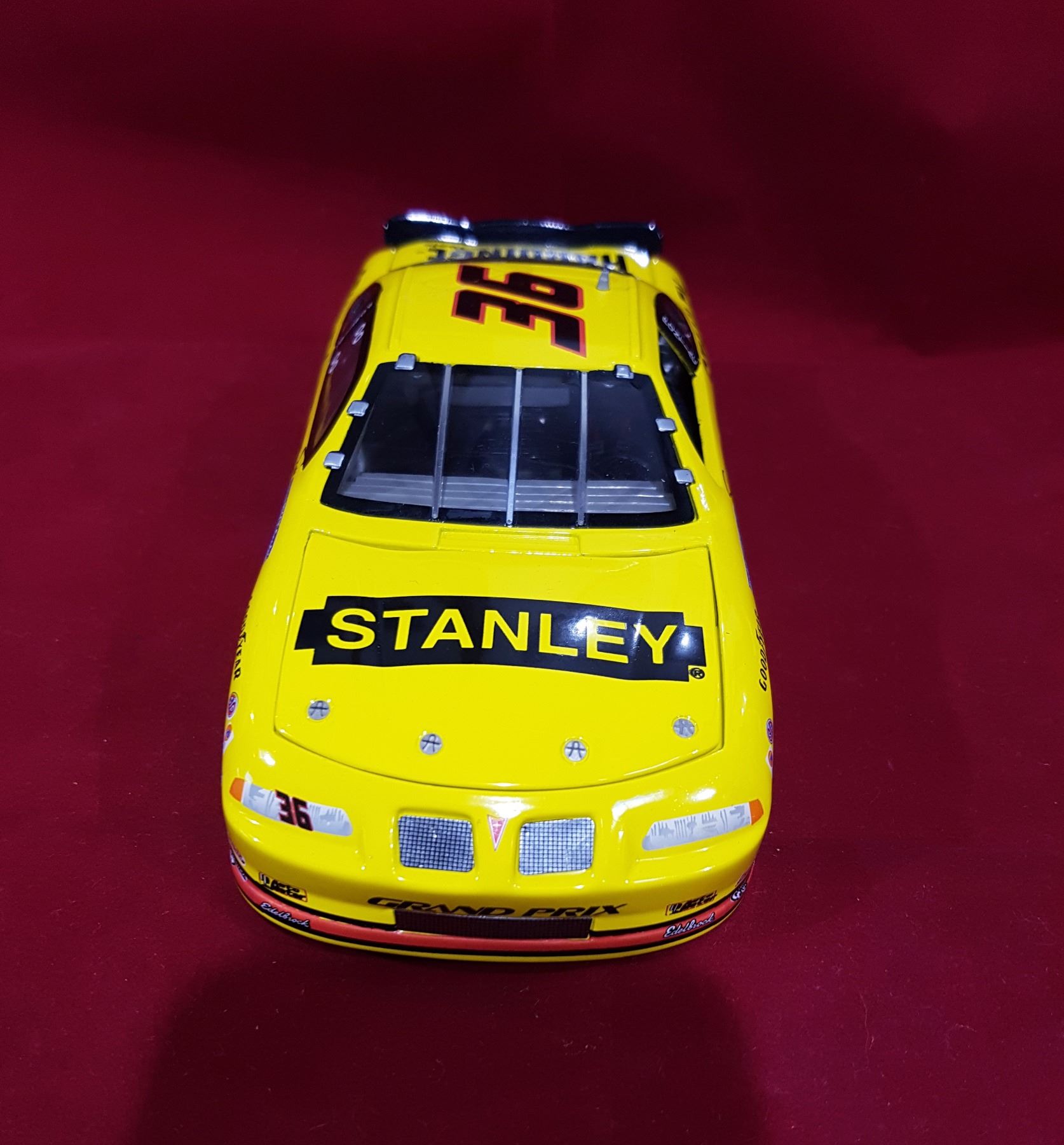 NASCAR DIE CAST CAR