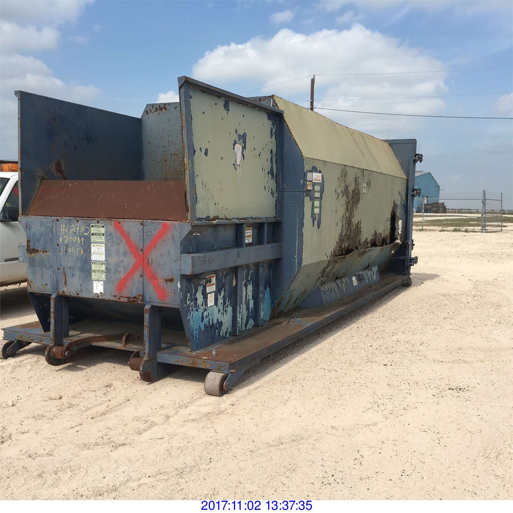 GALBREATH TRASH COMPACTOR