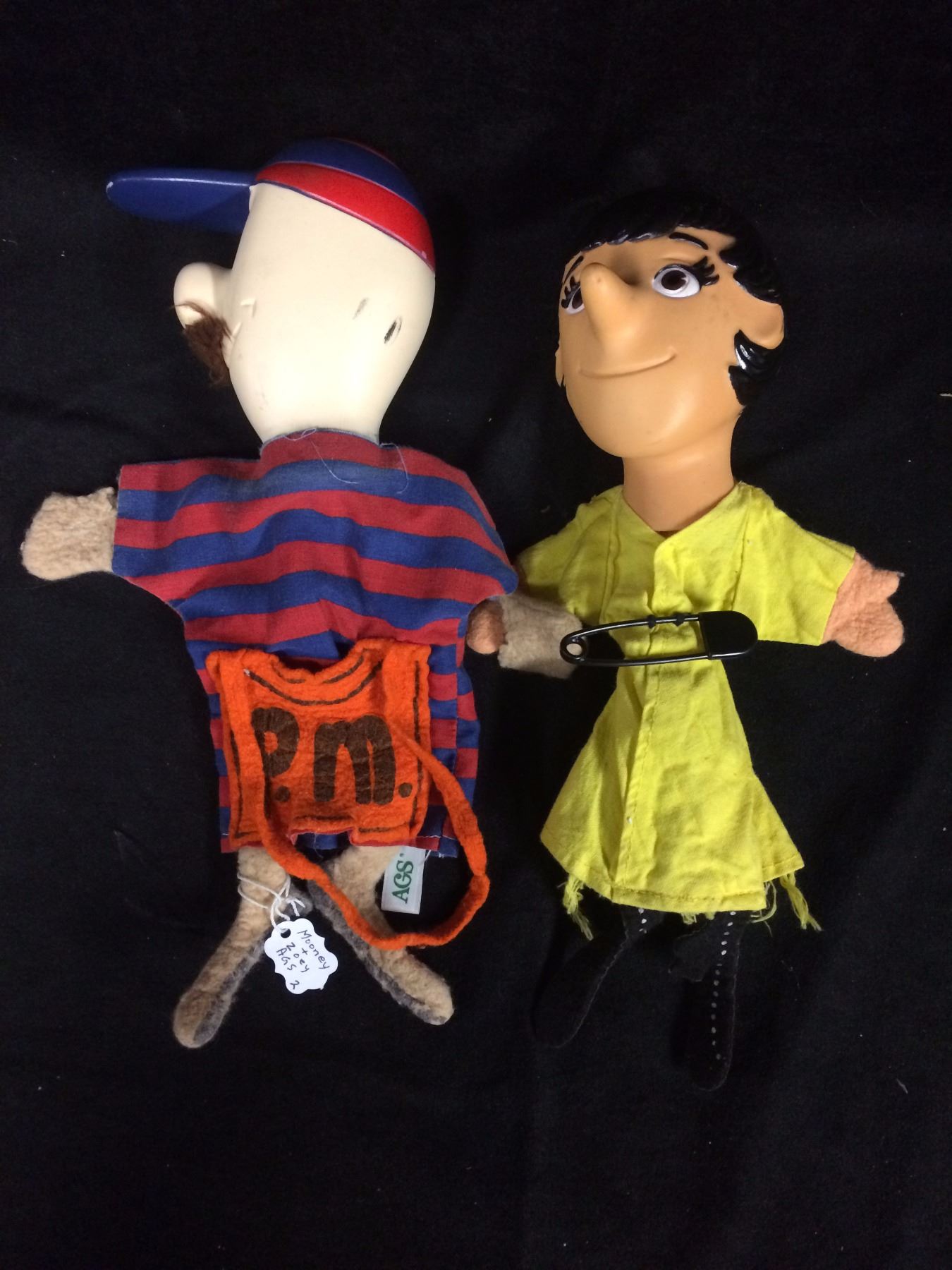 VINTAGE AGS HAND PUPPET LOT (MOONEY & ZOEY)